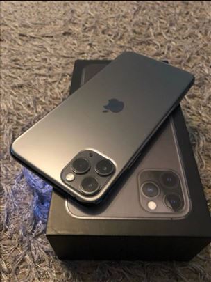 Hitno Prodajem Iphone 11 Pro Max 64gb green