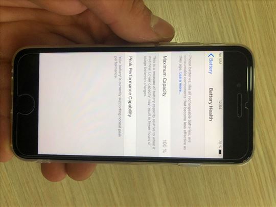 Iphone6 nov nikad korišćen kapacitet baterije 100