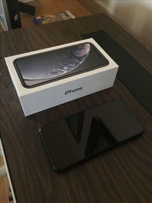 iPhone Xr 64GB Black + 10 maski