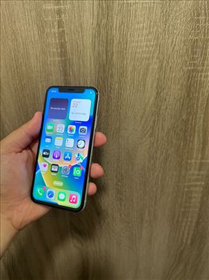 iPhone XS Silver 64GB SimFree/BH100%/Top