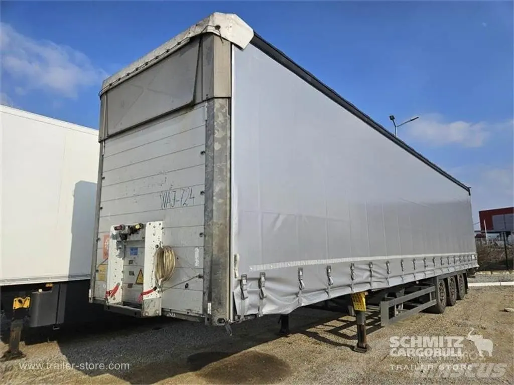 Schmitz Cargobull Curtainsider Mega