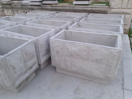 Betonska žardinjera mozaik pravougaona