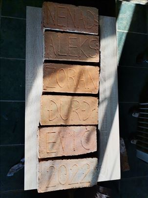 Cigla razni motivi ručni rad