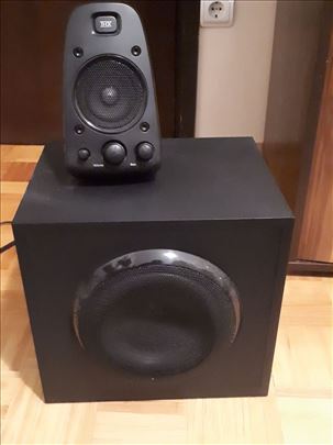 Prodajem Logitech woofer sa jednim zvučnikom