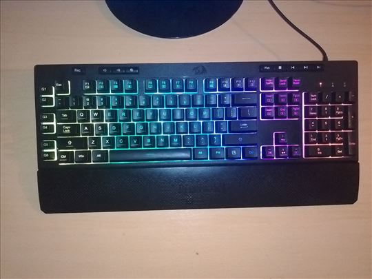 Prodajem tastaturu Redragon Shiva K512