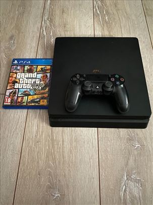 Prodajem PS4!!!