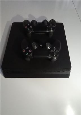 Sony PlayStation 4