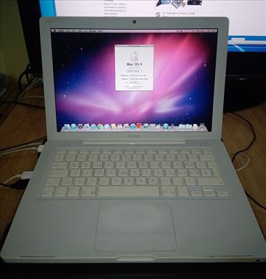 Laptop (84) MacBook A1181