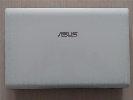 ASUS + nova baterija