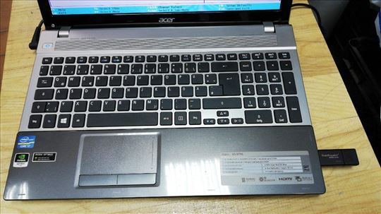 Acer Aspire v3-571g