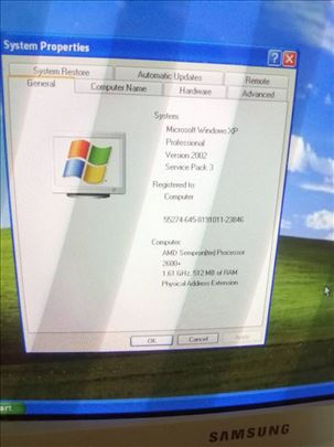 Pentium IV desktop računar