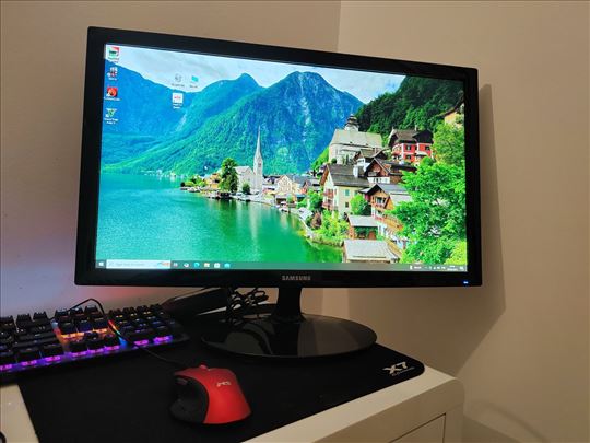 Samsung IPS Monitor 24"