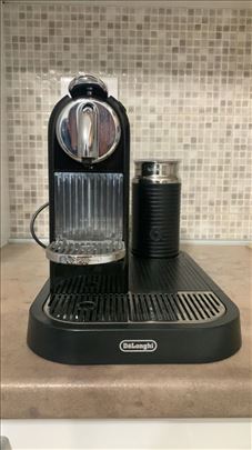 Delonghi nespresso aparat za kafu sa froterom