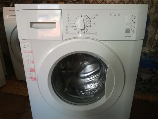 Povoljno.Gorenje,AA klasa,6kg,800rpm,odlicna