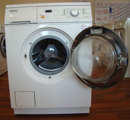 Miele Novotronic W985 Veš mašina 1400 obrtaja