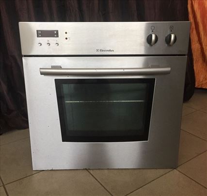 Electrolux ugradna rerna EOB 6711 X