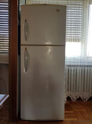 Kombinovani frižider LG 373 L