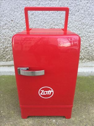 Mini frižider TraXon 12- 220 v -extra