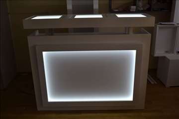 Led pult novo