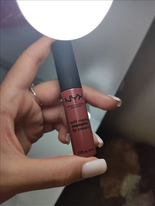 Nyx matte tecni ruz