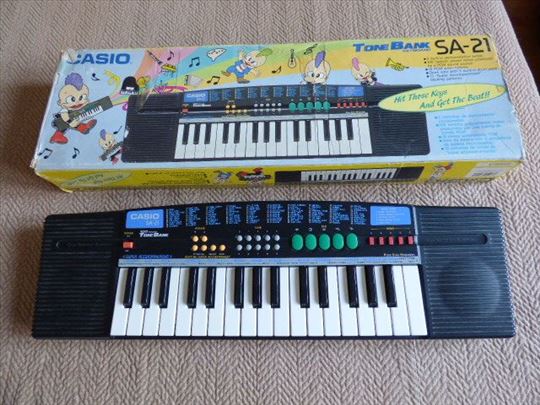 Sintisajzer Casio SA-21