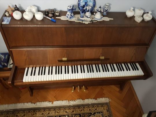 Pianino