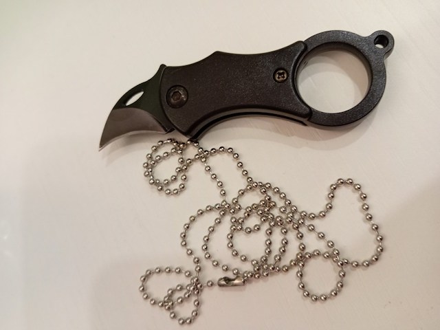 Karambit mini nož na lančiću