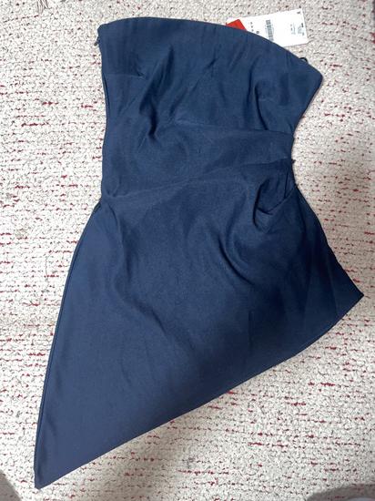 Zara asimetricni korset