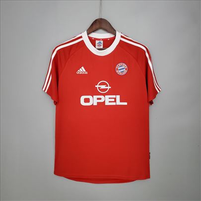 Bayern Munich 2000/2001 domaći dres