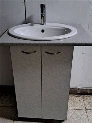 Lavabo sa ormarićem