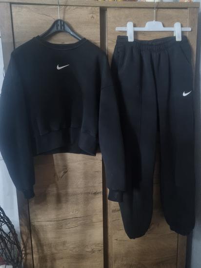 Zenska komplet trenerka Nike M