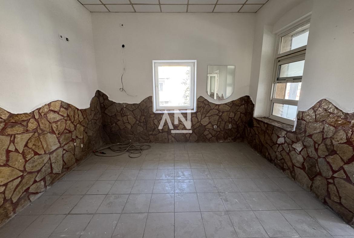 Zvezdara, Mali Mokri Lug, Bulevar kralja Aleksandra, 80m2 ID#13682 700 €