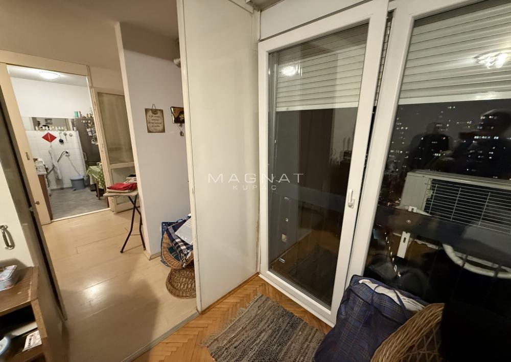 Crveni krst - Grčića Milenka ID#4909 125.000 €