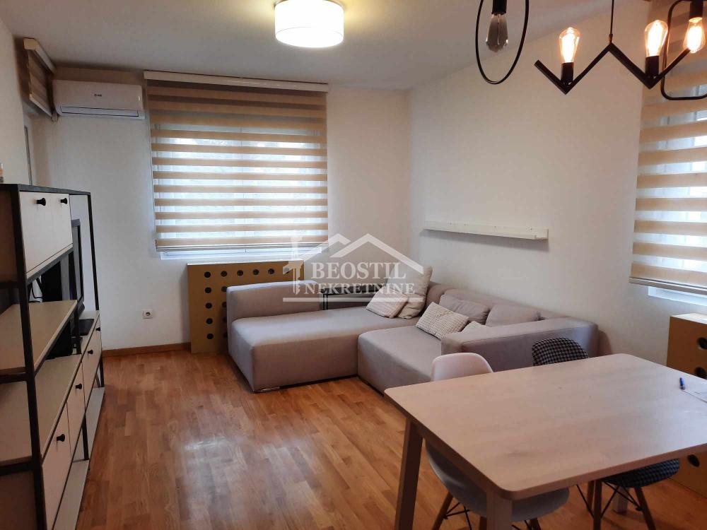 Zemun - Gornji grad - 1.5 ID#23956 130.000 €