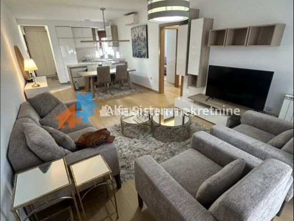 Vračar, Crveni krst, 3.0 stan, 75m2, 1400 EUR, ID 51614