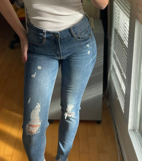 Skinny jeans