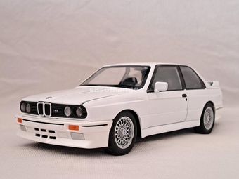 BMW M3 E30 "Kocka" 1:24 White