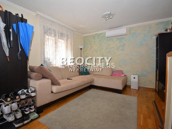 Vračar, Crveni krst, Sazonova, 5.0, 80m2, 158100EUR