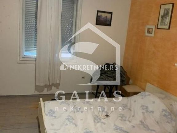 Vračar, Čubura, 1.5 stan, 40m2, 450 EUR