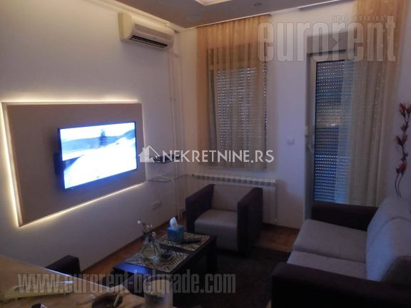 #34582, Izdavanje, Stan, KALENIĆ, 750 EUR