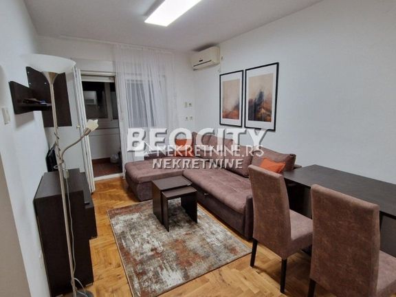 Novi Sad, Cara Dušana, , 1.5, 38m2, 115000EUR