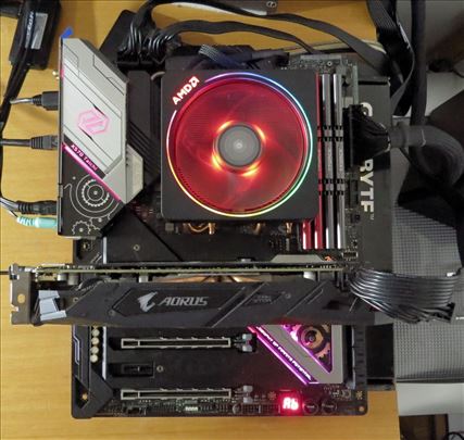 AMD Ryzen 7 5700X + ASRock X570 Taichi WiFi BTooth