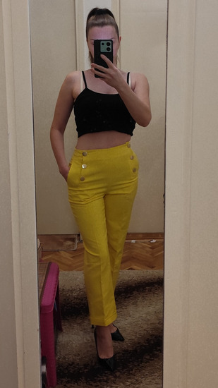 ZARA žute pantalone Xs/s NOVO