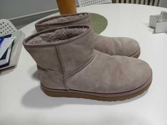 UGG original