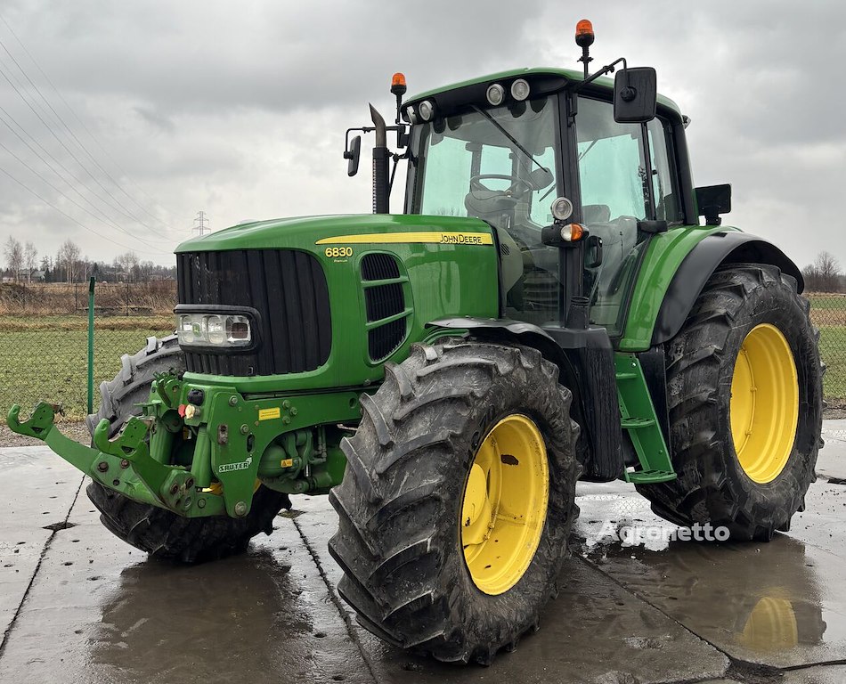 John Deere 6830 traktor točkaš