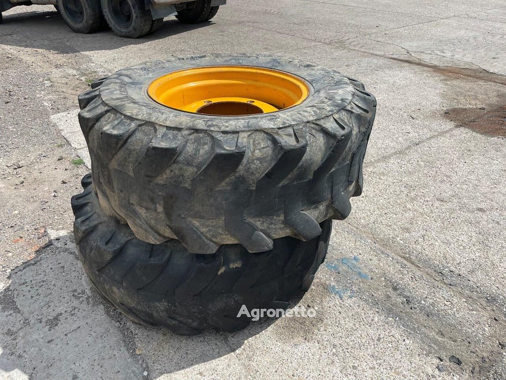 JCB 16.90-24 točak