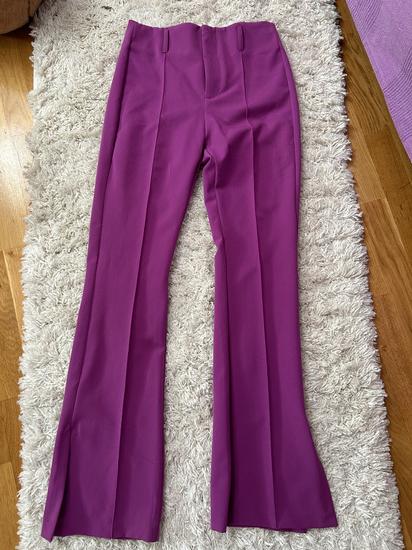 bershka pantalone SNIZENO