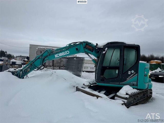 Bager za puzanje
Kobelco SK75SR-3E Tracked digger w/ bucket and easy dig. o