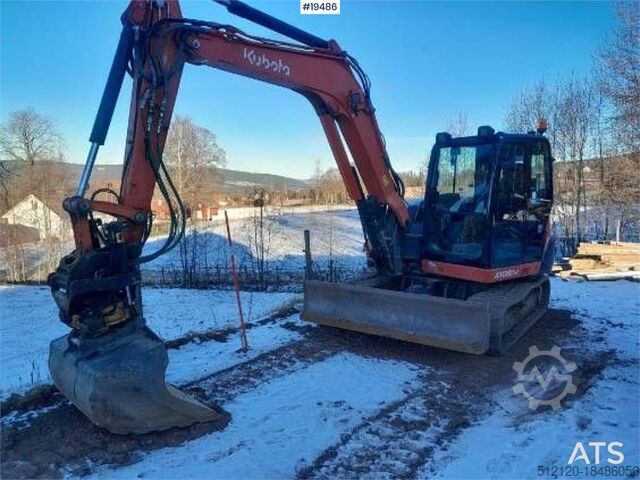 Bager za puzanje
Kubota KX080-4 Tracked digger w/ Cleaning bucket and tilt