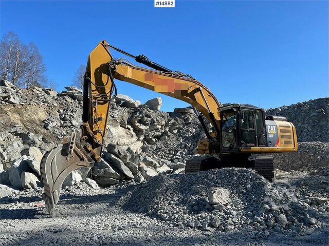 Bager za puzanje
CAT 330FL